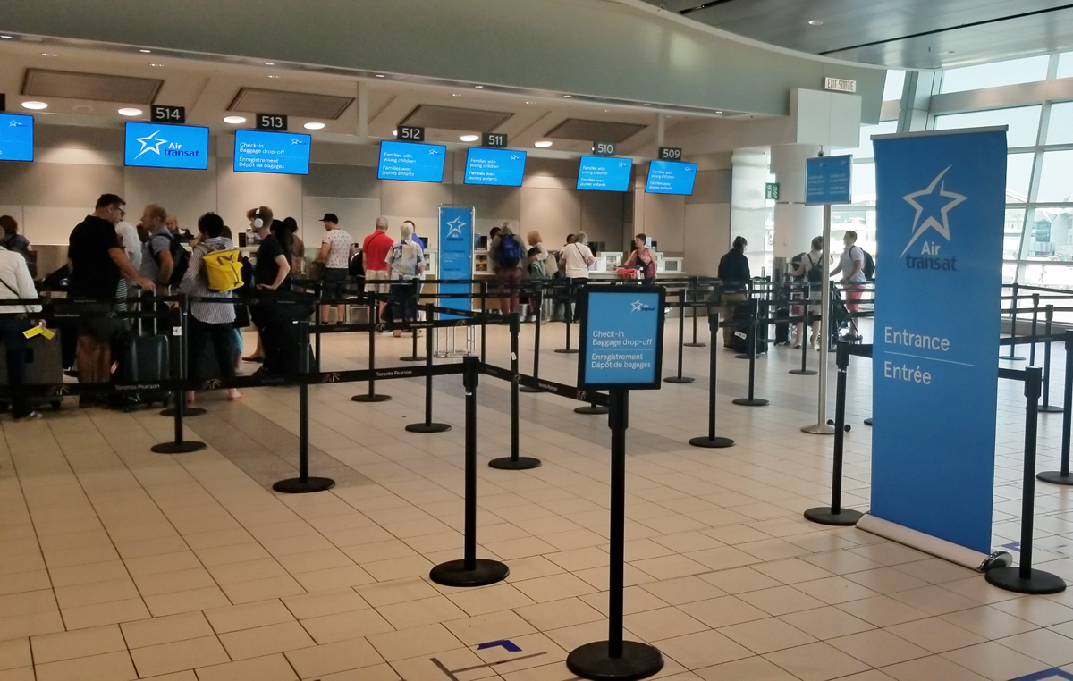 PAXTravelJobs - A first look at Air Transat's new YYZ check-in counters