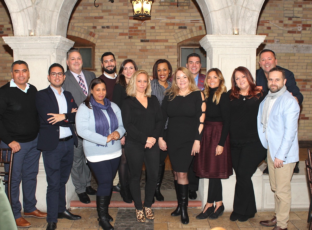 PAXTravelJobs - Sunwing & RIU share holiday cheer (and major property ...