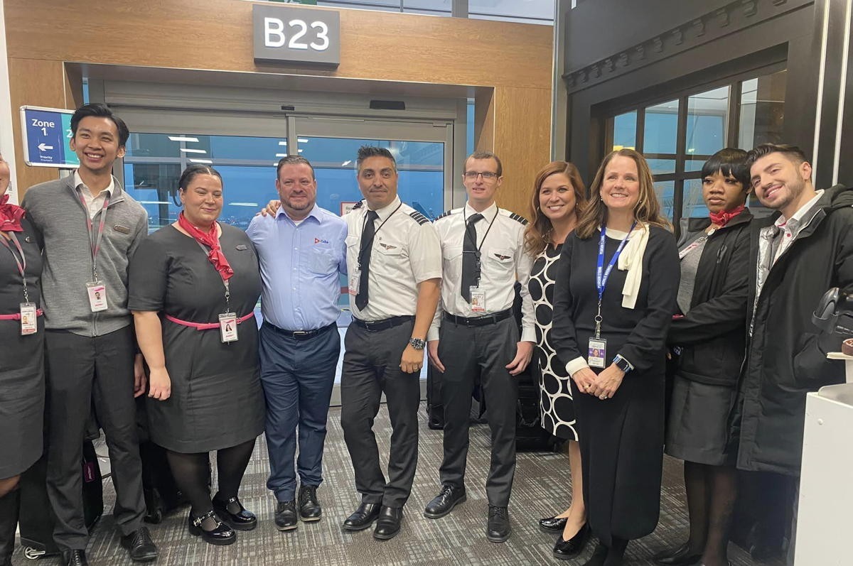 PAXTravelJobs - Swoop celebrates inaugural flight between Toronto ...