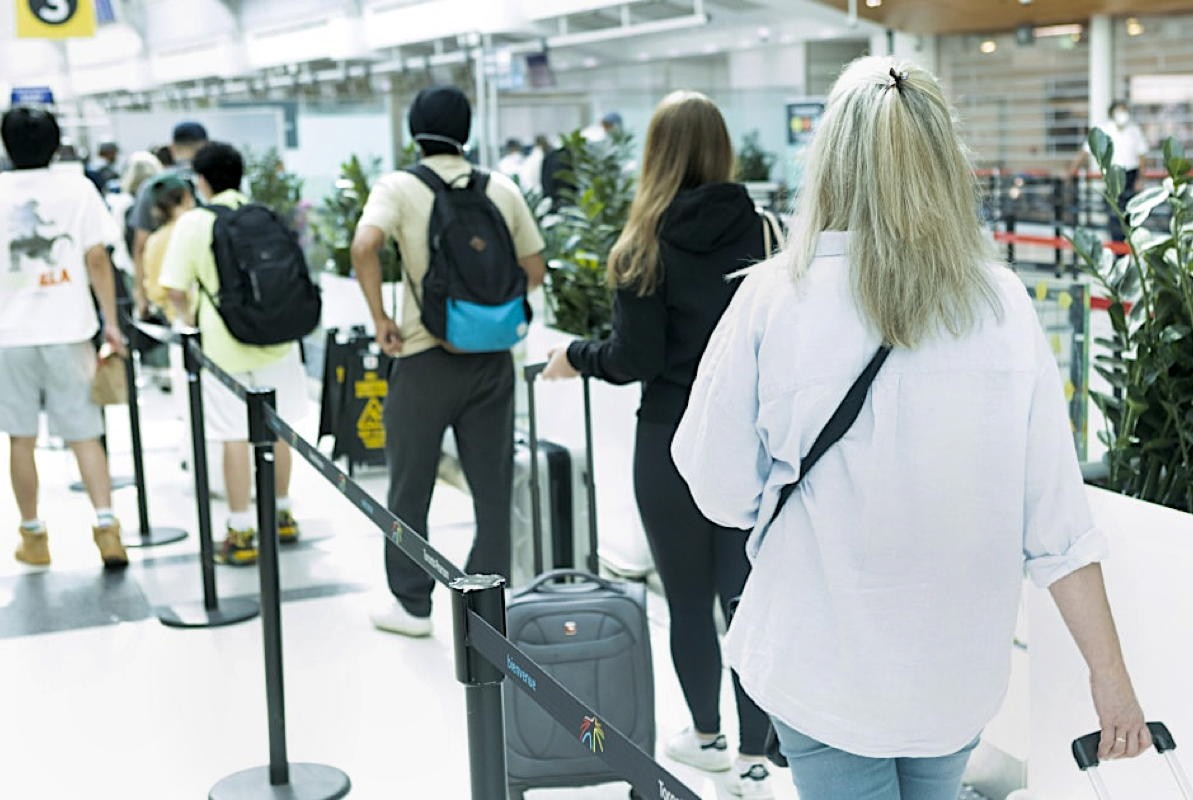 PAXTravelJobs - Toronto Pearson's YYZ Express service expands hours