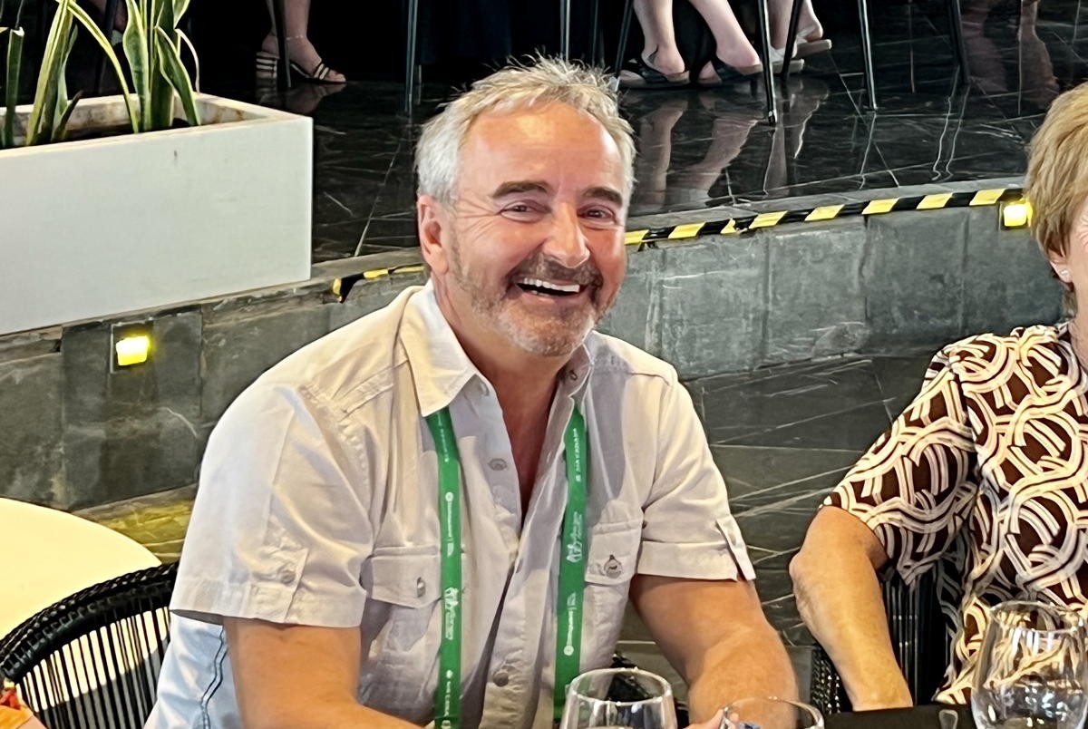 PAXTravelJobs - Jacques Gilbert, days before retirement, attends his ...