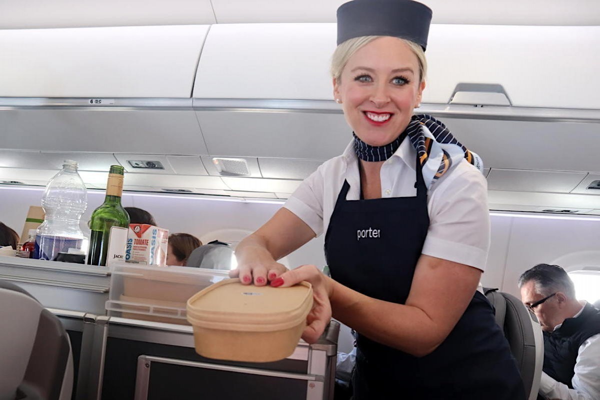 PAXTravelJobs - Porter cabin crew announce plans to unionize