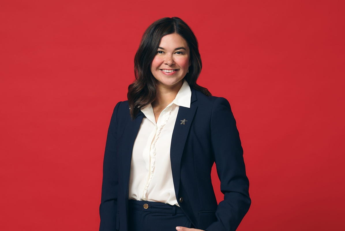 PAXTravelJobs - Shelly De Caria becomes first Inuk to lead Canadian North